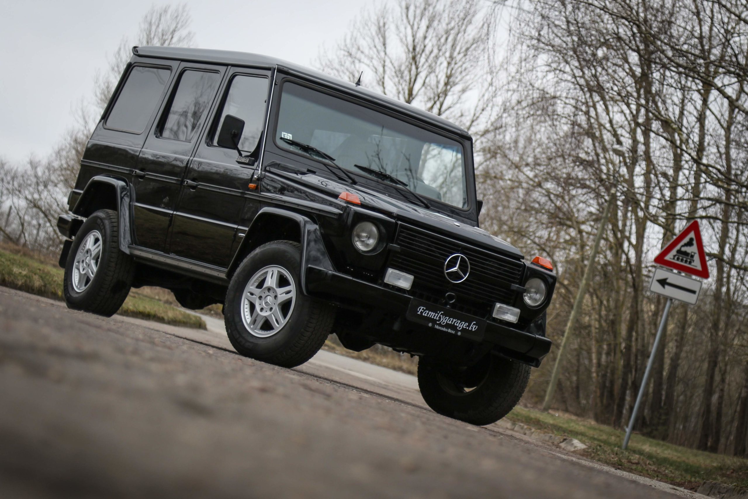 Mercedes-Benz W460 280GE - Product list